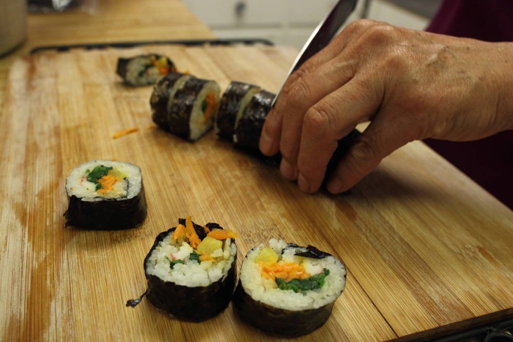 Making sushi the old-fashioned way with Sunki Armaes – GilaValleyCentral
