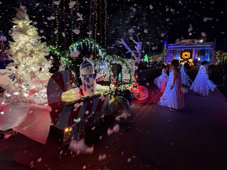 Top entries of Holiday Light Parade selected – GilaValleyCentral